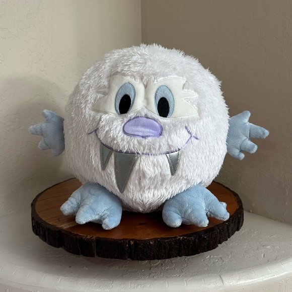 Disney | Toys | Disney Parks Animal Kingdom Baby Yeti Round Plush ...